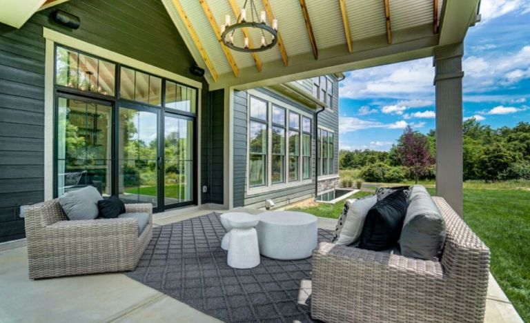 Custom Built Homes – Explore the Bob Webb Portfolio